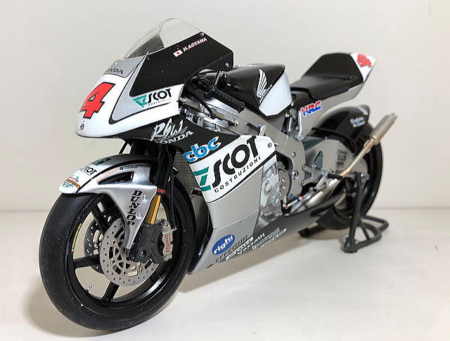 ハセガワ 1／12 ホンダ RS250RW ”2009 WGP250 チャンピオン”