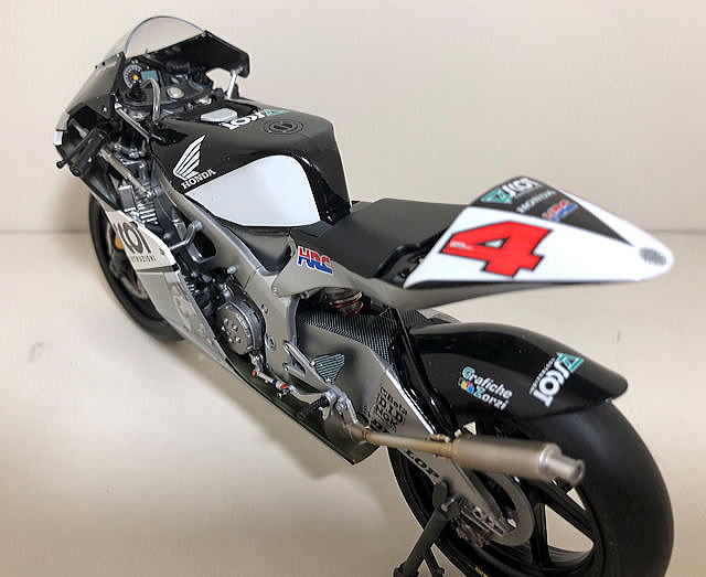 ハセガワ 1／12 ホンダ RS250RW ”2009 WGP250 チャンピオン”