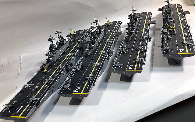 Revell 1／700 AssaultCarrier USS WASP CLASS