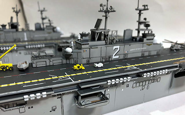 Revell 1／700 AssaultCarrier USS WASP CLASS